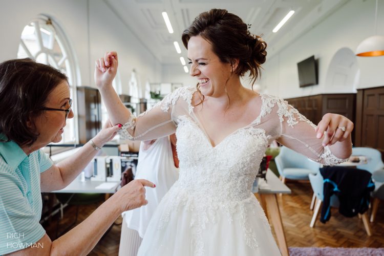 Getting married in Bath: Prior Park Wedding Photographer